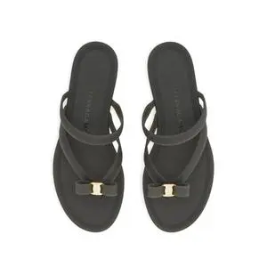 FERRAGAMO Thong Sandals With Vara Bow - Black