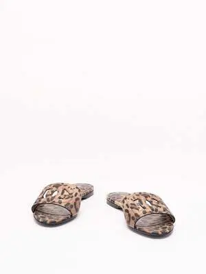 Dolce & Gabbana Sliders With `dg` Logo
