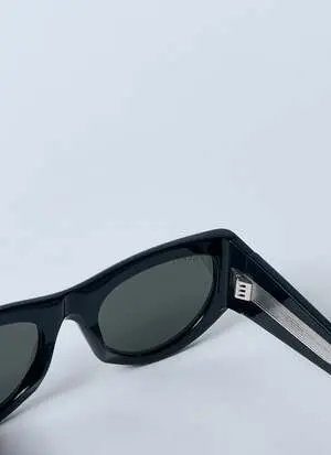 Gucci Rectangular Frame Sunglasses