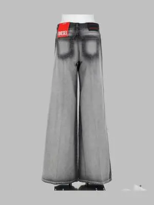 DIESEL® 1978 D-akemi Flare Jeans - Gray