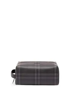 Burberry Washbag - Multicolor
