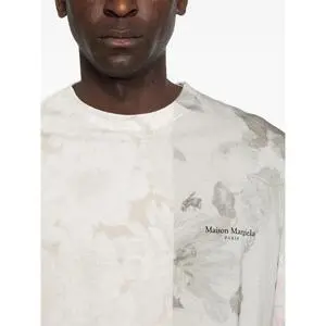 MAISON MARGIELA Neutrals T-shirts & Vests T-shirts