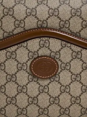 Gucci Gg Supreme Beige Crossbody Bag With Logo Patch On Front