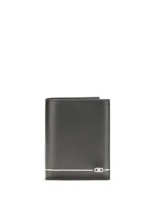 FERRAGAMO Gancini Bifold Wallet - Black