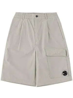 C.P. COMPANY Logo Patch Cargo Shorts - Gray