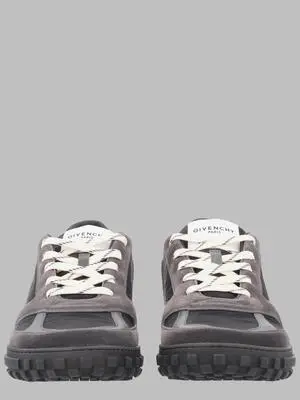 Givenchy Calf Leather Lace Up Sneakers - Black