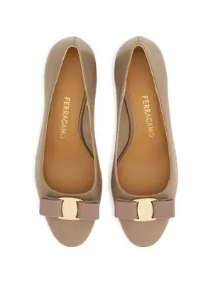 FERRAGAMO Leather Pumps
