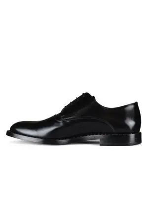 Fendi Leather Loafers