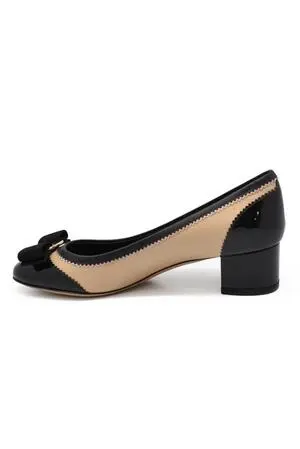FERRAGAMO Leather Pumps