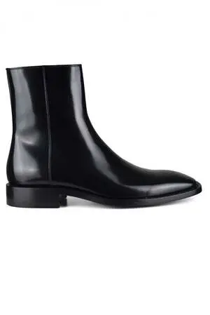 BALENCIAGA BALENCIAGA Glossed Patent Leather Ankle Boots
