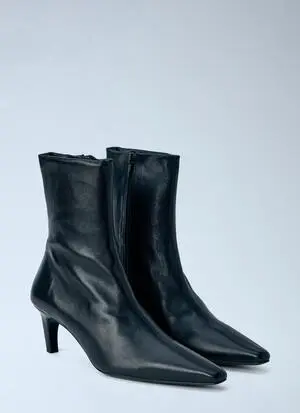 JUDE Cave Ankle Boots - Black