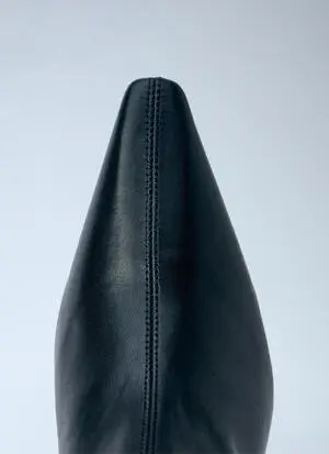 JUDE Cave Ankle Boots - Black