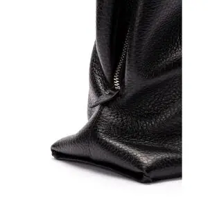 Attico Grained Leather Shoulder Bag - Black