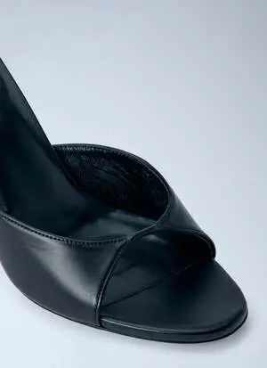 JUDE Haze Sandals - Black