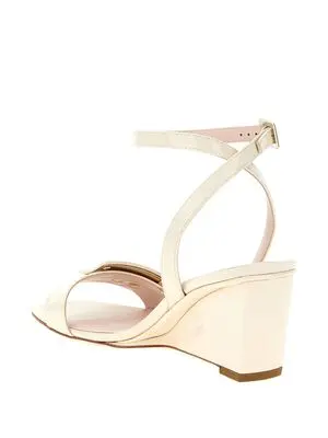 ROGER VIVIER Belle Vivier Mules