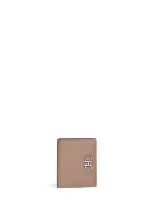 FERRAGAMO Warm Taupe Gancini Compact Wallet - Multicolor