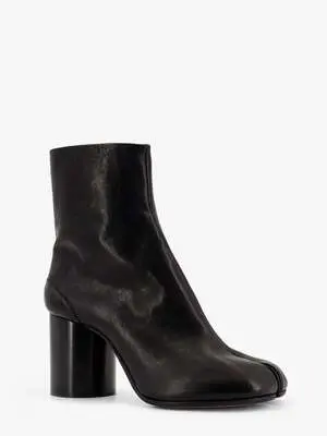 MAISON MARGIELA Leather Tabi Boots - Black