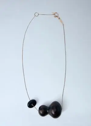 Max Mara Sculptural Wood Pendant Necklace - Black