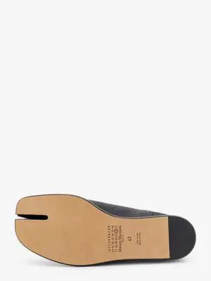 MAISON MARGIELA Tabi Leather Slip-ons