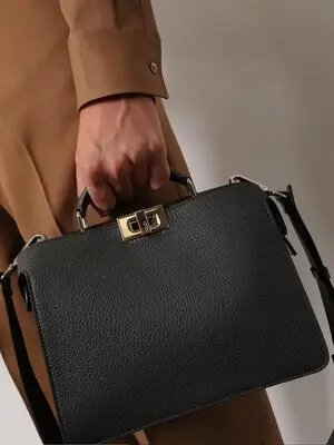 Fendi Peekaboo Iseeu Small Leather Crossbody Bag