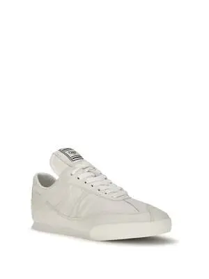 Chloé Kick Sneakers