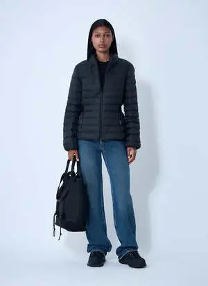 Moncler Verrerie Short Down Jacket - Black