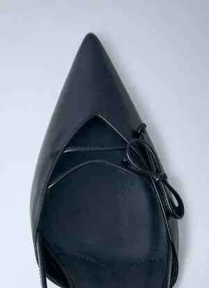 Prada Side-open Leather Pumps - Black
