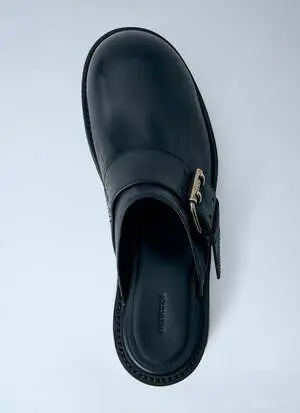 Balenciaga Venom Wurn-out Mules