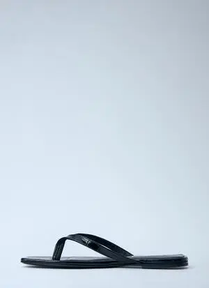 TOTEME Leather Flip Flops - Black