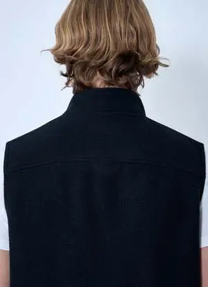 RIER High-neck Zip Vest
