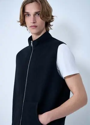 RIER High-neck Zip Vest