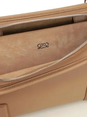 Loewe Medium Amazona 180 Bag - Cream