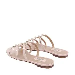 Valentino Garavani Rockstud Slide Sandals - Pink