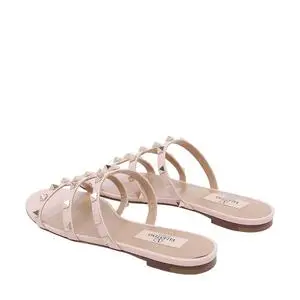 Valentino Garavani Rockstud Slide Sandals - Pink