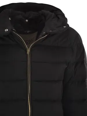 Herno Medium Down Jacket With Hood