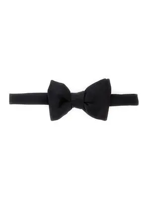 TOM FORD Bow Tie With Back Closure In Silk For