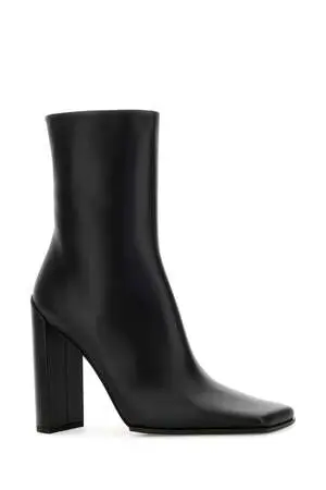 Alaïa Leather Ankle Boots