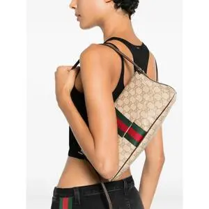 Gucci Neutrals Shoulder Bags