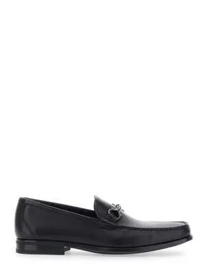FERRAGAMO Leather Gancini Detail Loafers - Black