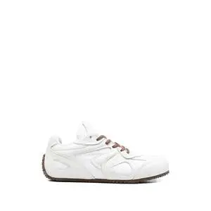 Axel Arigato Trainers - White
