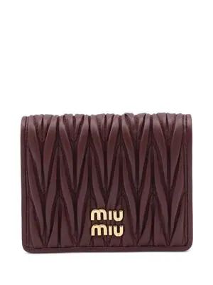 Miu Miu Small Matelassé Nappa Leather Wallet With Snap Closure - Red