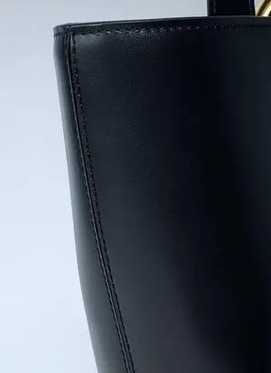 Jacquemus Le Moyen Bambola Bucket Bag - Black