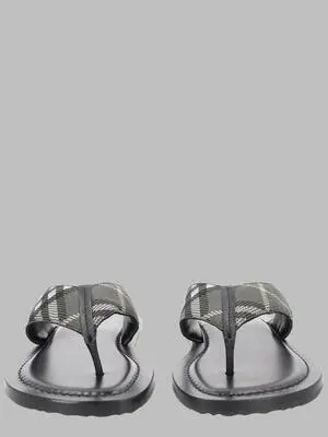 Burberry Check Pavillon Thong Flat Sandals - Multicolor
