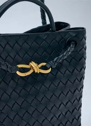 Bottega Veneta Medium Andiamo Handbag - Black