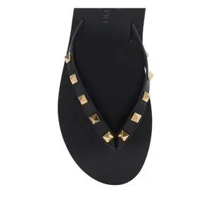 Valentino Garavani Rockstud Flip Flops