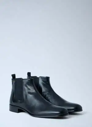 Prada Leather Chelsea Boots - Black