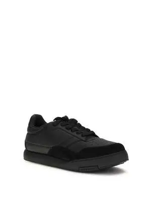 Givenchy Yard Court Sneakers - Black