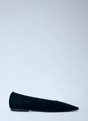 TOTEME Minimalist Suede Ballerina Flats - Black