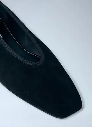 TOTEME Minimalist Suede Ballerina Flats - Black