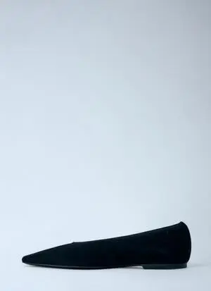 TOTEME Minimalist Suede Ballerina Flats - Black